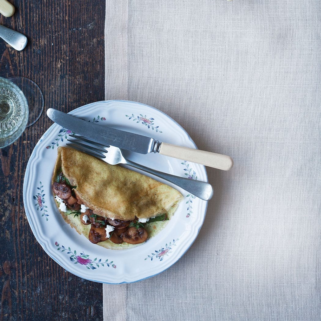 Balsamic, mushroom and goat's cheese pancake | easyFood