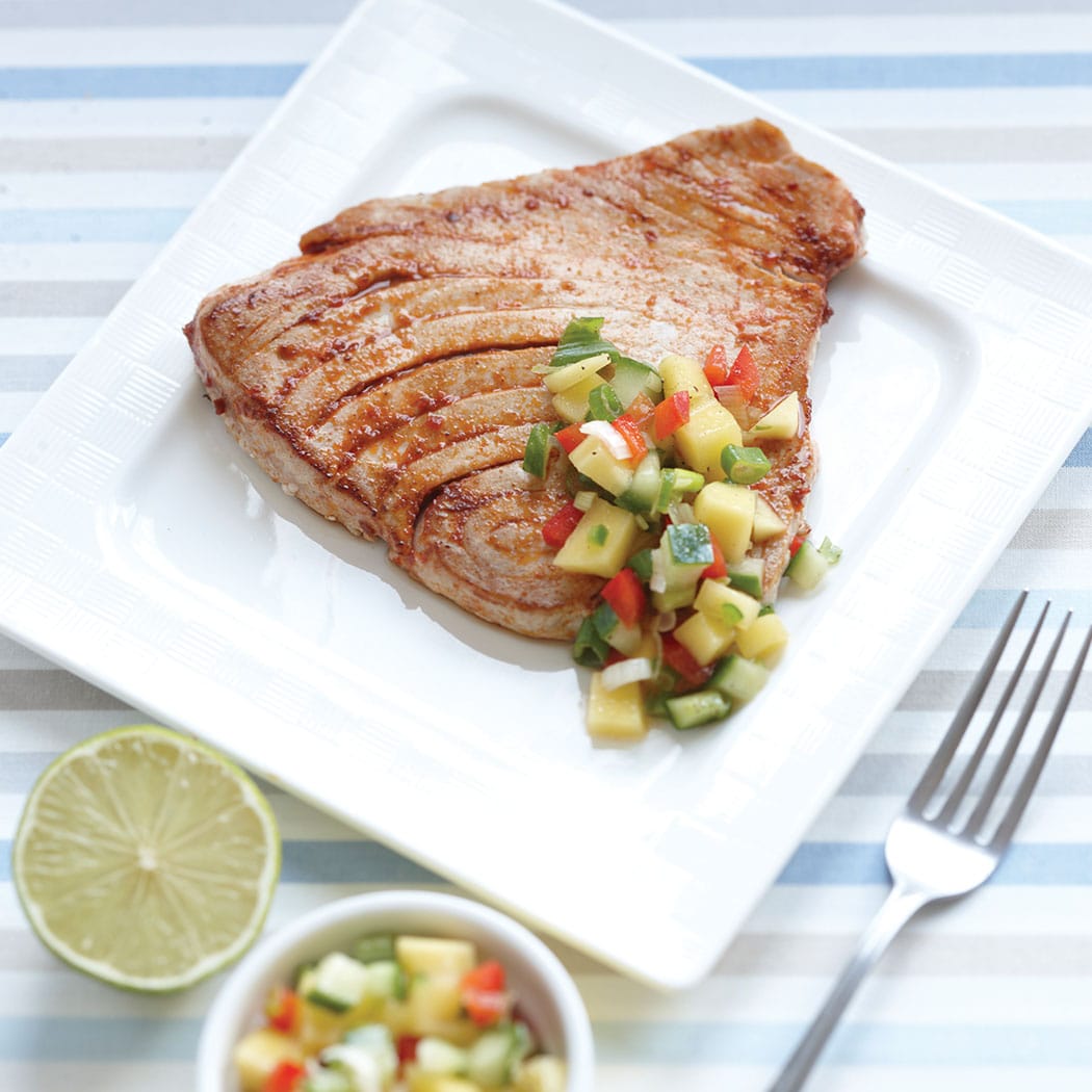 Caribbean tuna steaks with mango salsa | easyFood
