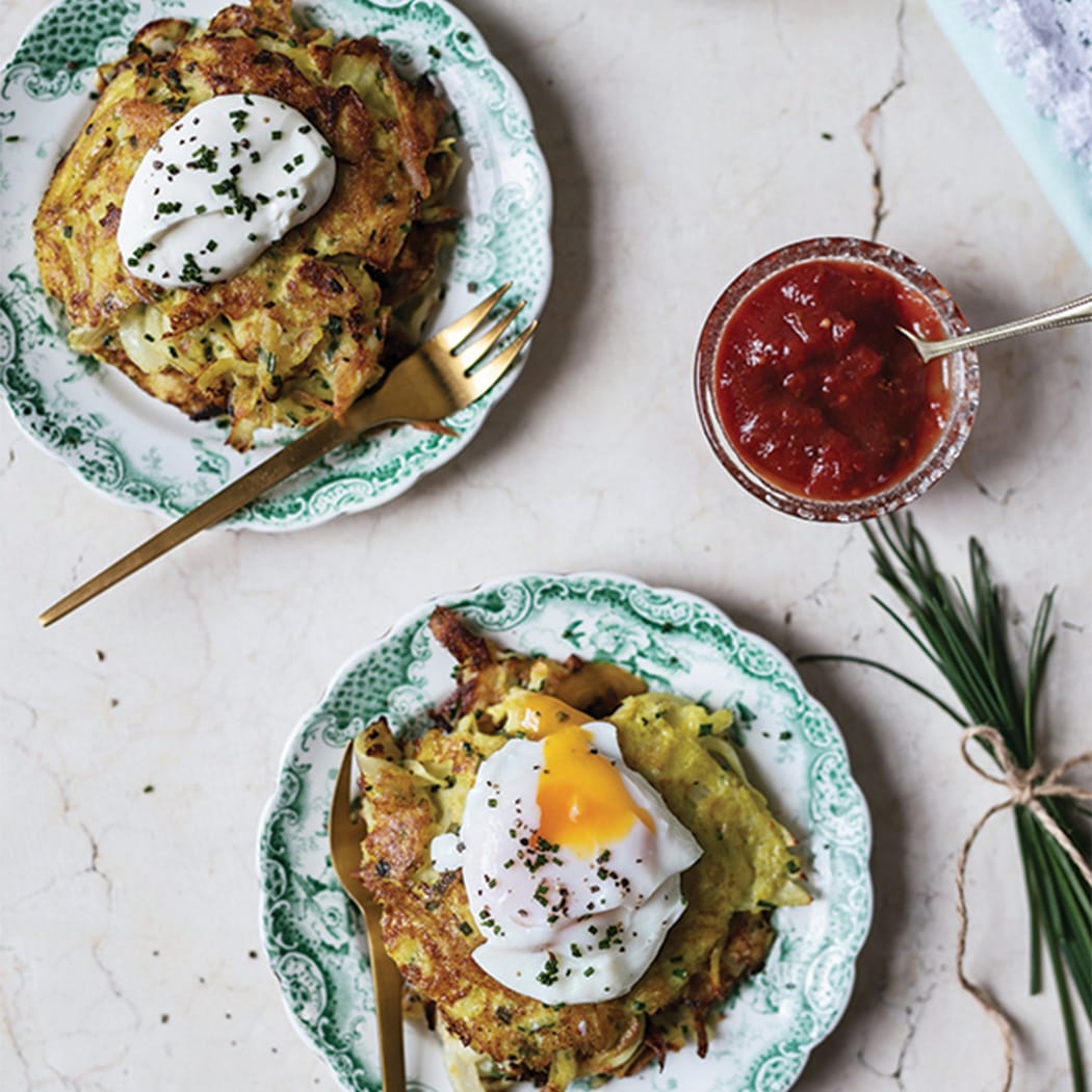 Potato and chive cakes recipe | easyFood