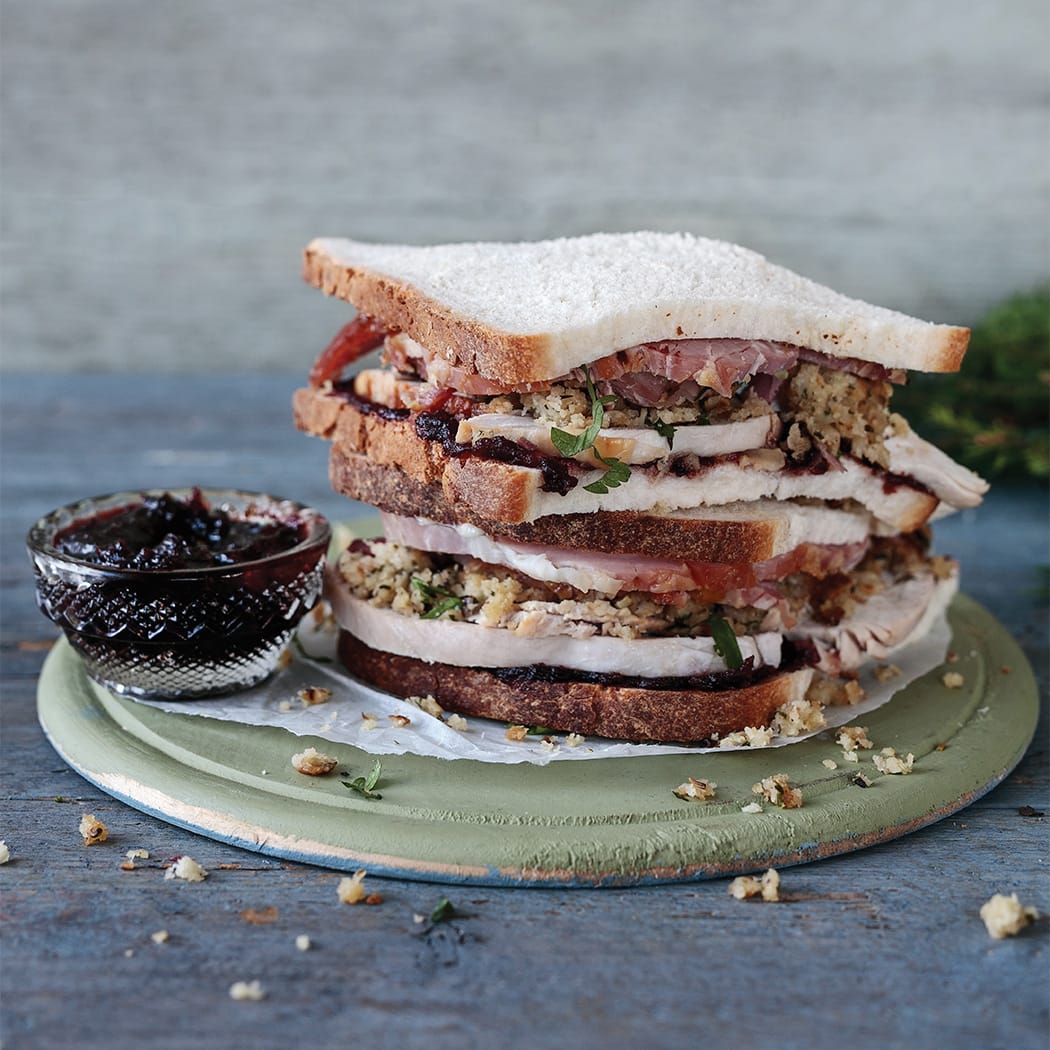 The ultimate leftover Christmas sambo recipe | easyFood