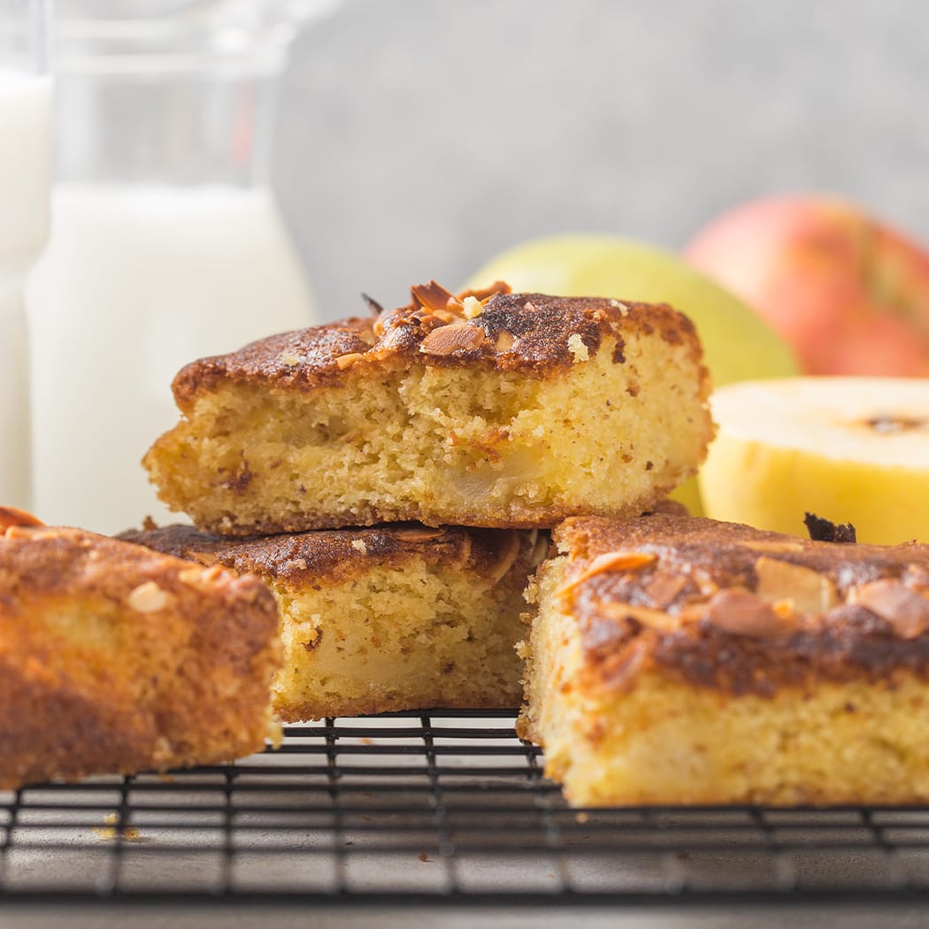 Apple squares recipe | easyFood
