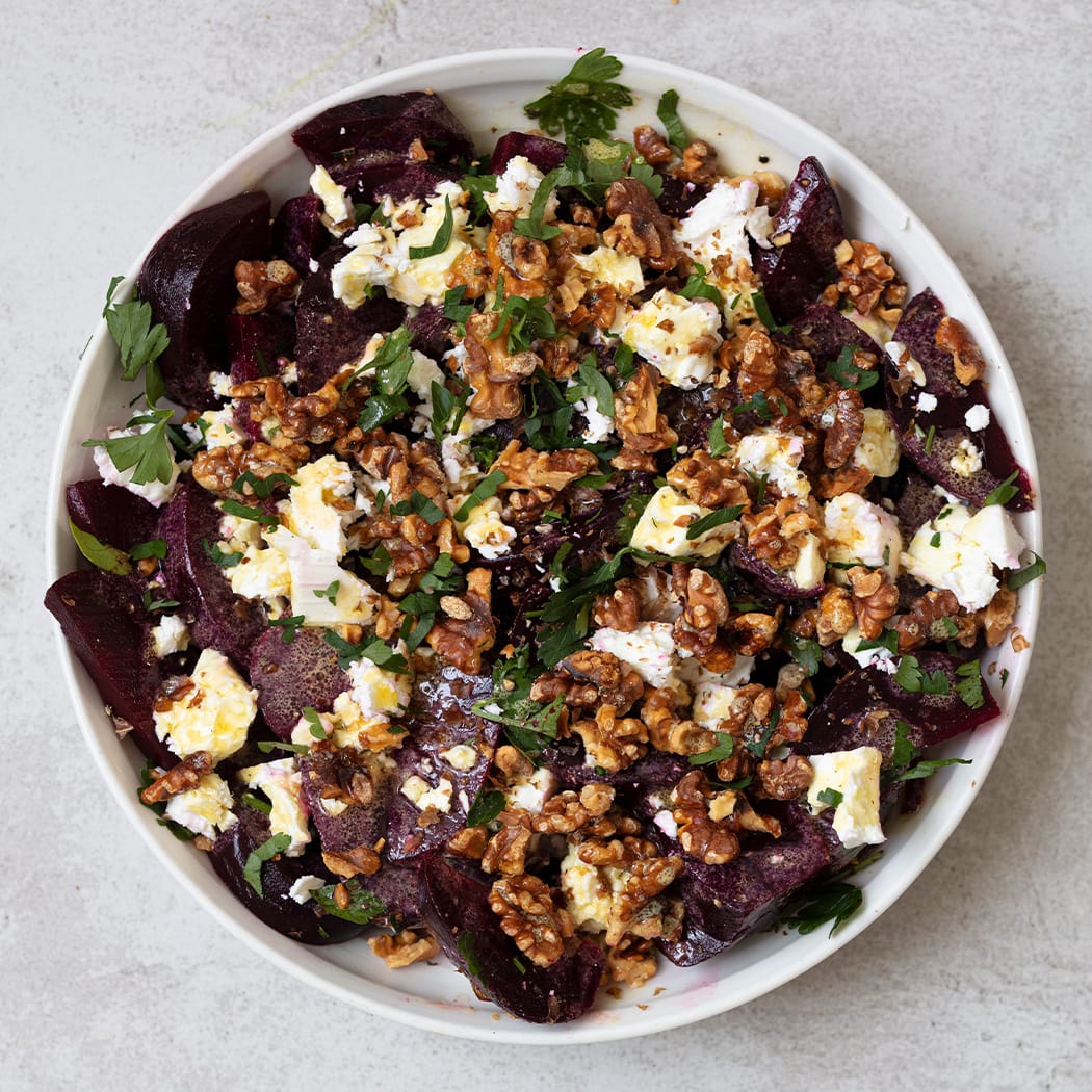Beetroot, feta & walnut salad recipe | easyFood