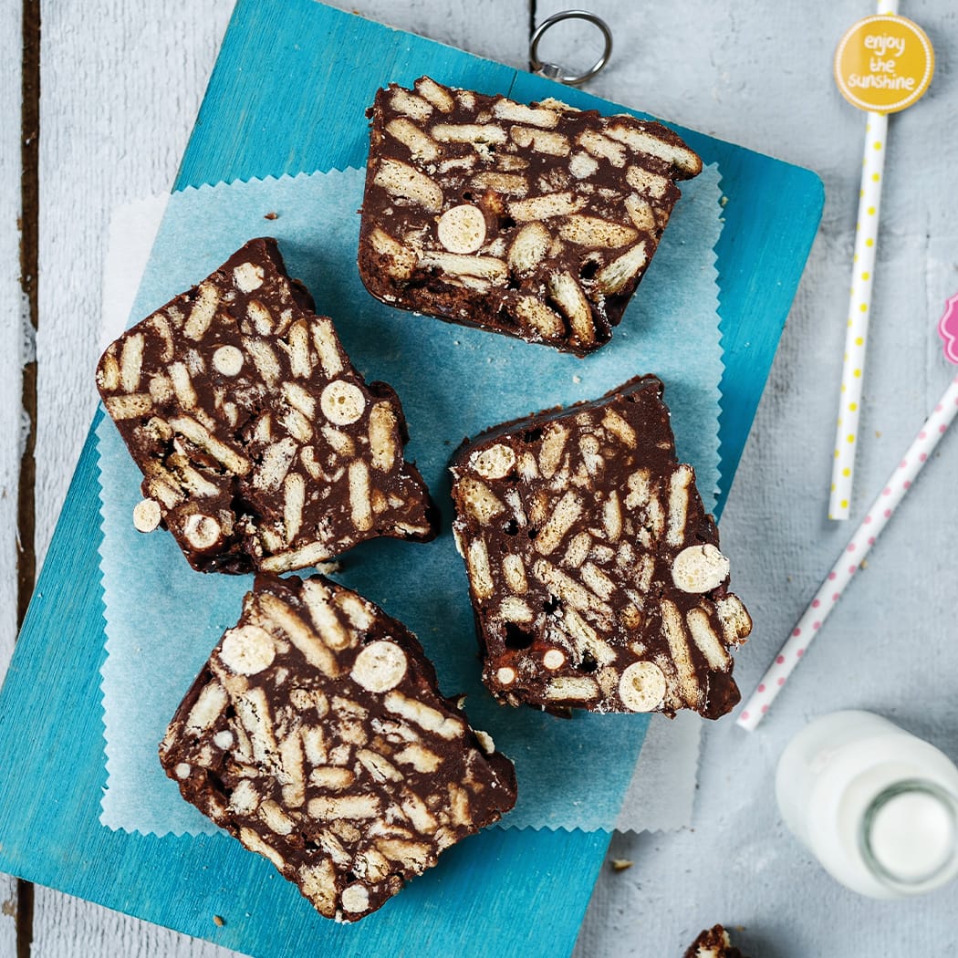 Chocolate biscuit cake recipe | easyFood