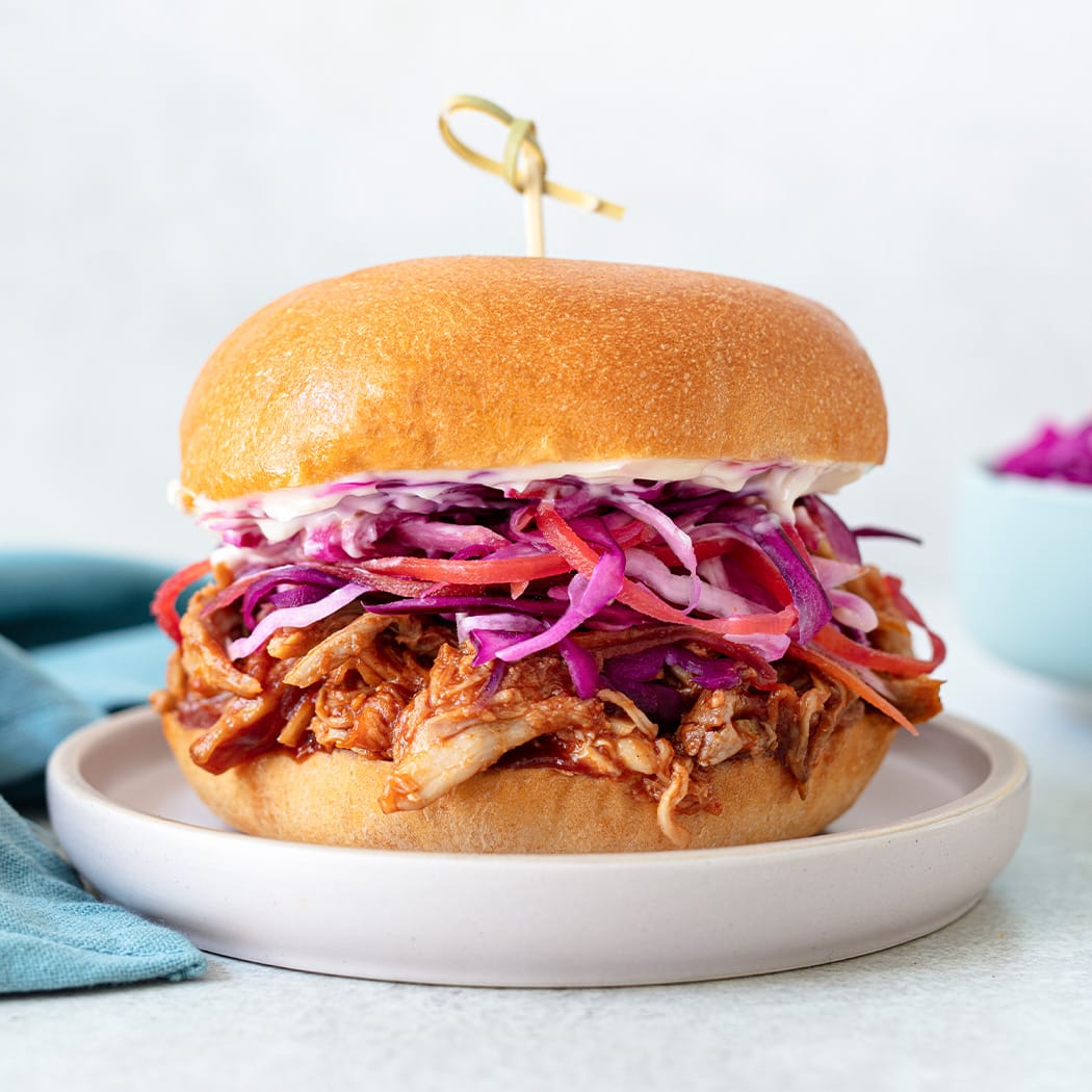 Sticky pulled pork burgers by Siúcra | easyFood