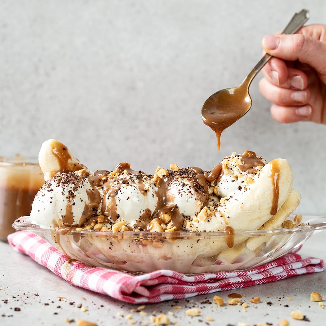 Toffee nut banana splits recipe | easyFood